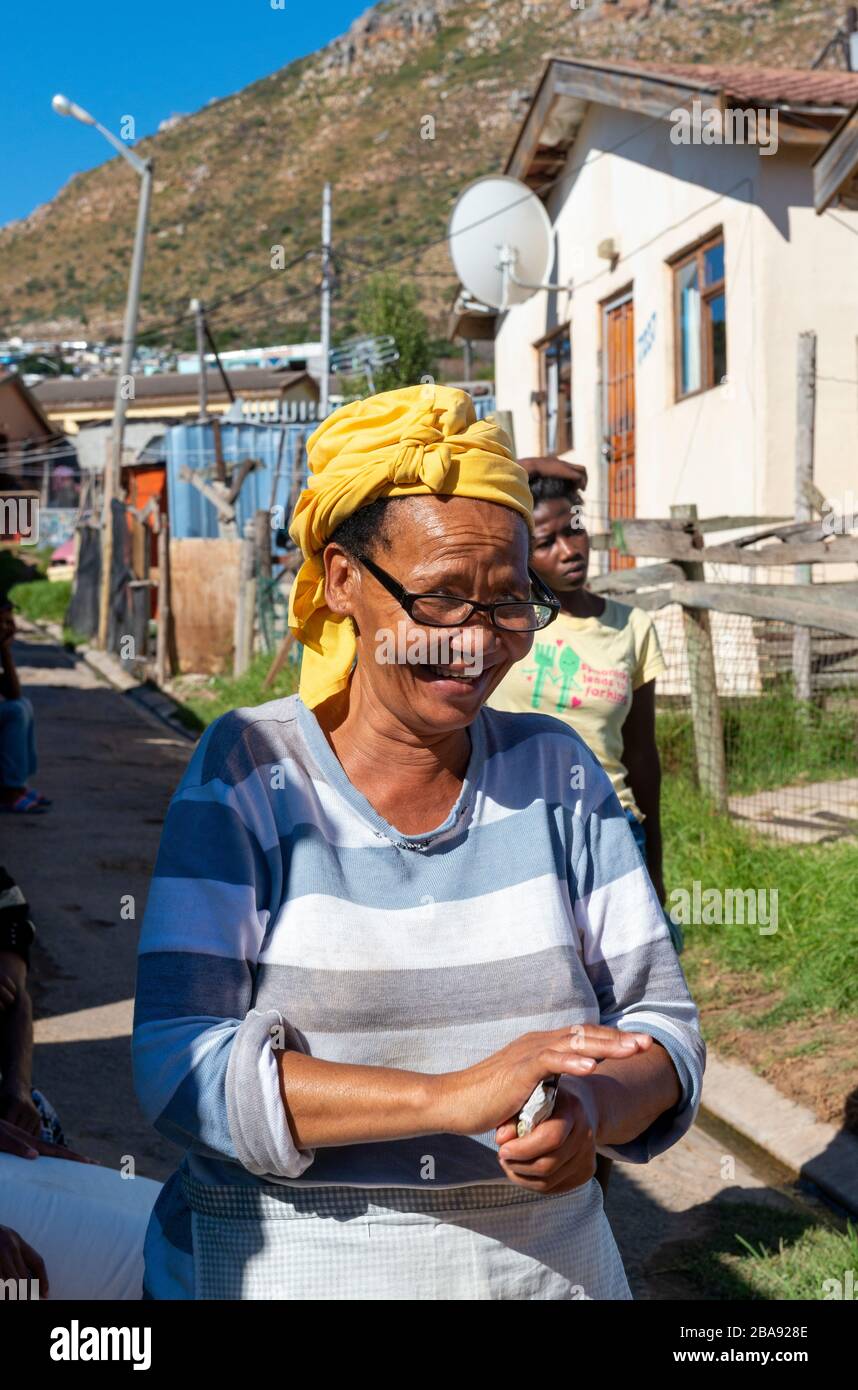 Overcrowded roads hi-res stock photography and images - Alamy