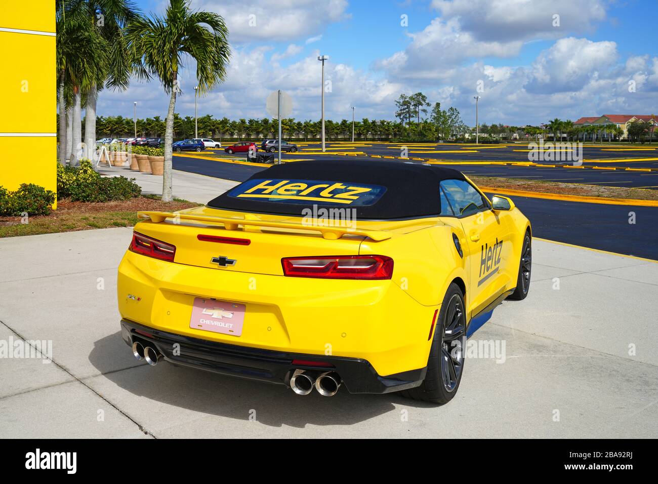 30 hertz hi-res stock photography and images - Alamy