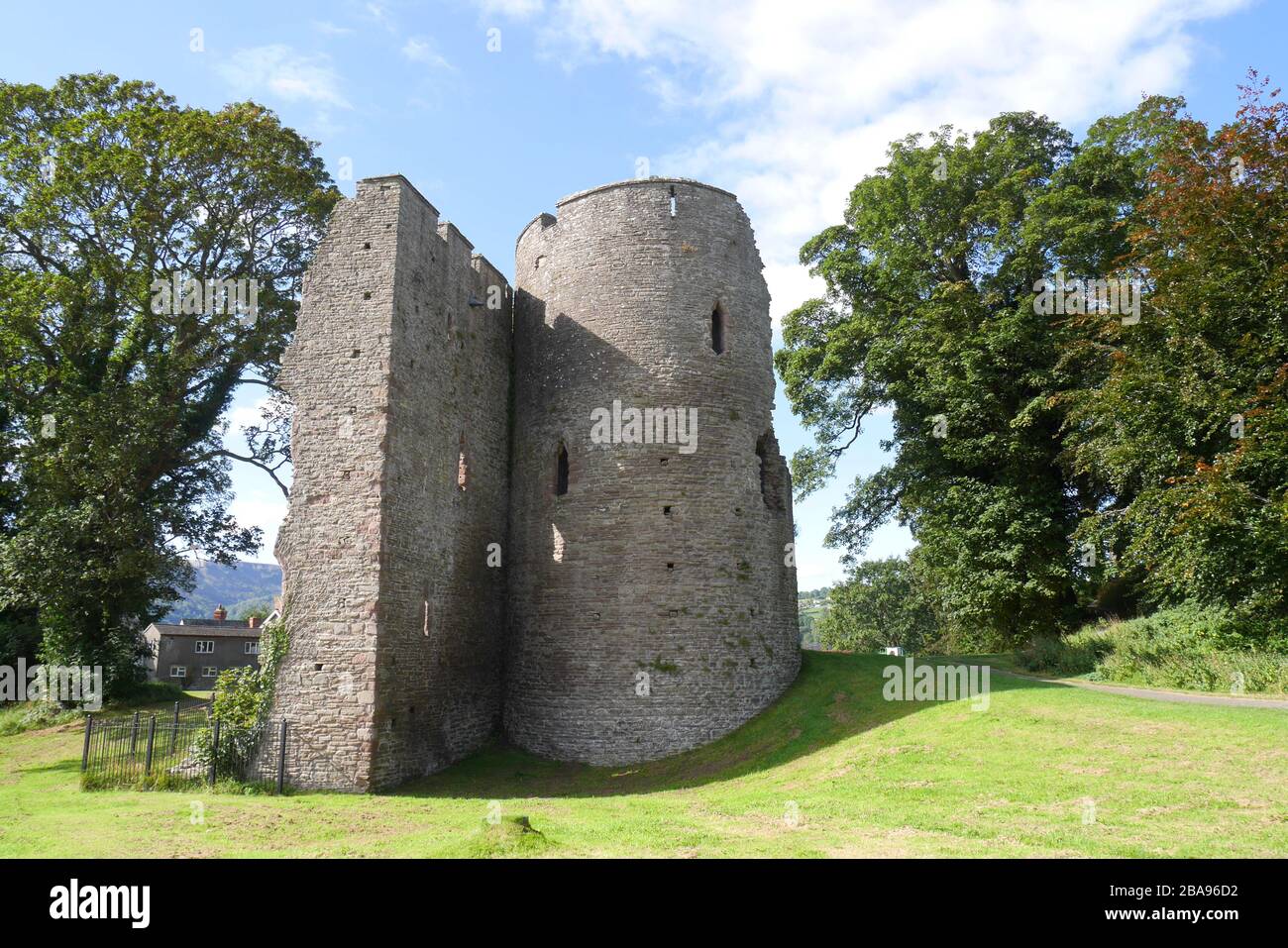 Grade 1 castle hi-res stock photography and images - Alamy