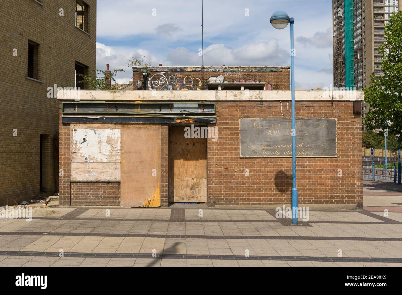 Derlict pub, East India Dock Road, Poplar Tower Hamlets, London. The ...