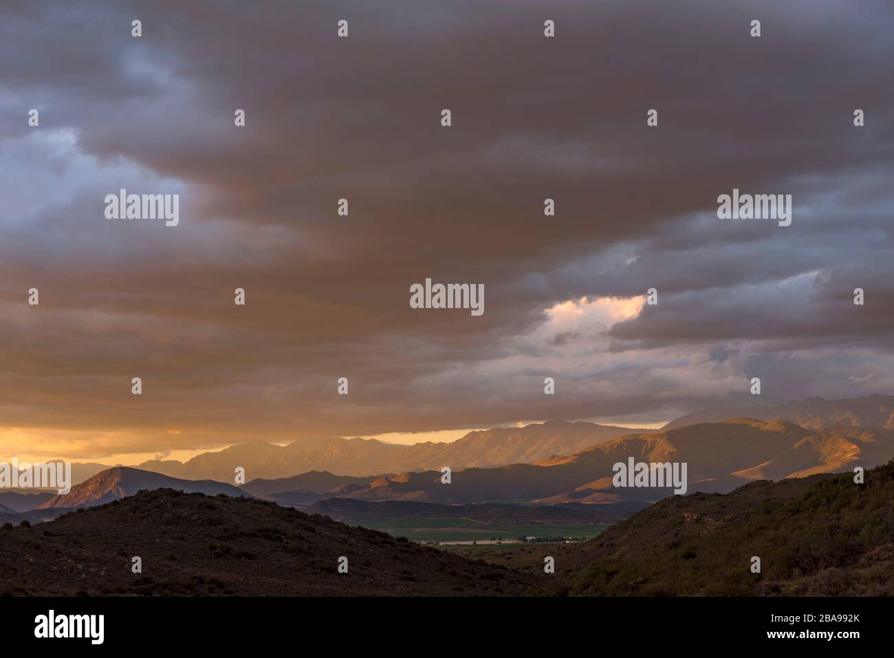 Langeberg mountain range, Western Cape, South Africa Stock Photo - Alamy