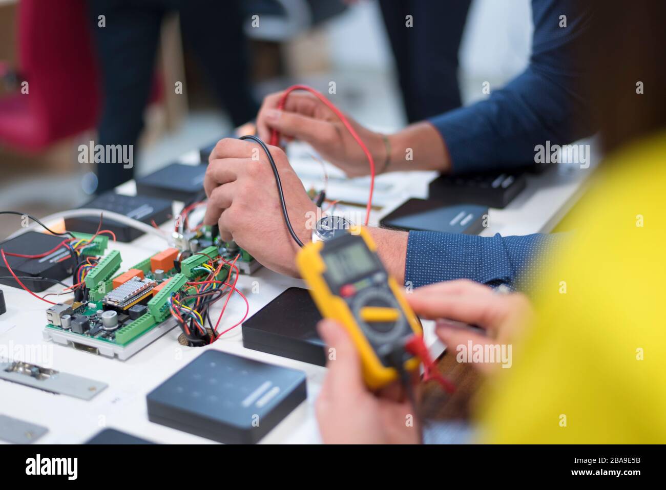 Advanced power electronics lab hi-res stock photography and images - Alamy