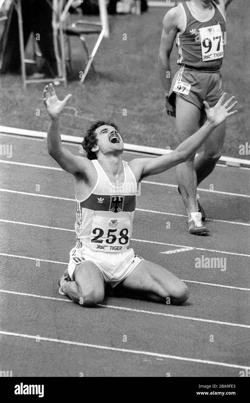 PATRIZ ILG West German win the 3000 m steeplechase at European ...