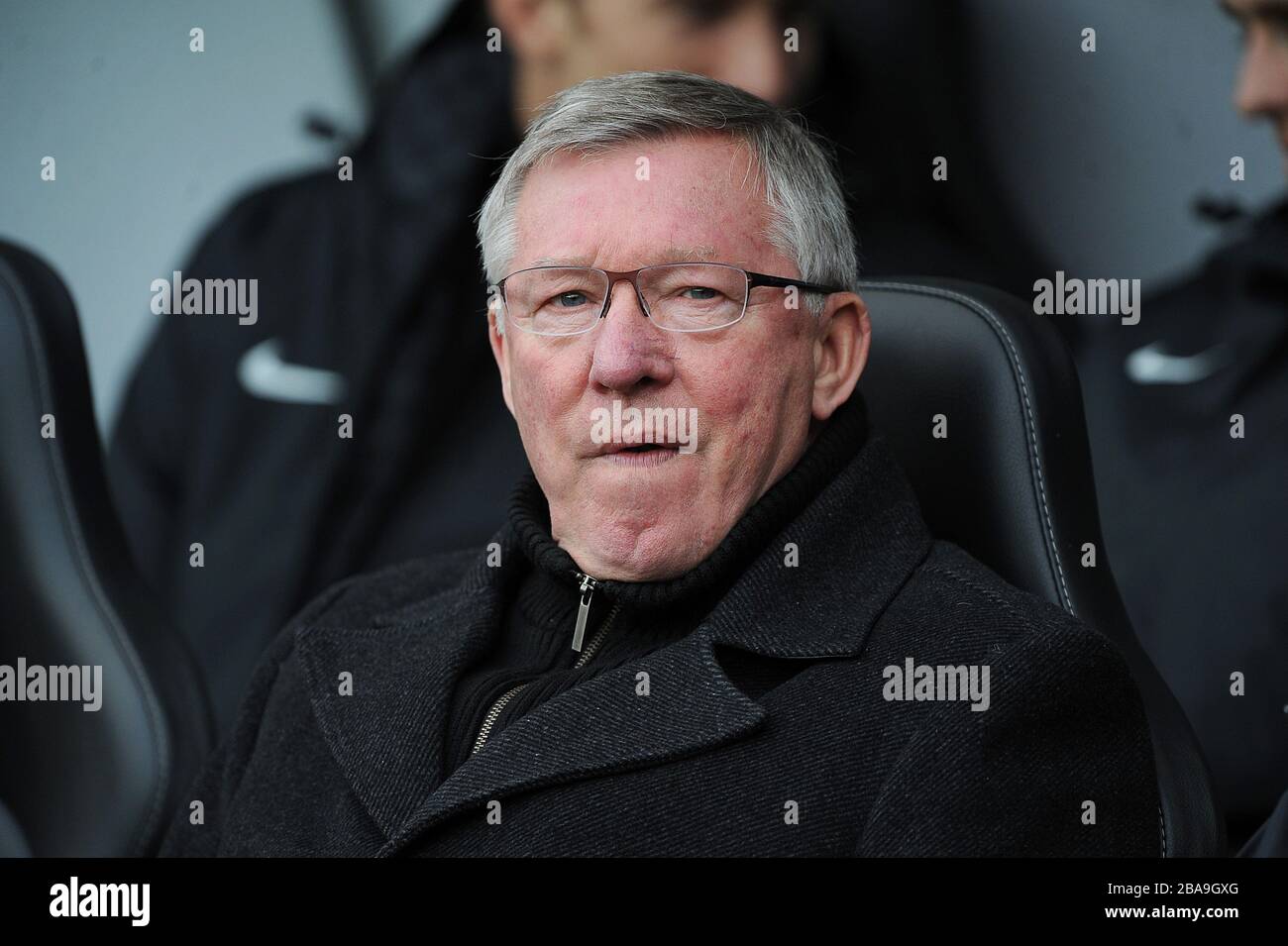 Manchester United manager Sir Alex Ferguson before kick-off Stock Photo ...