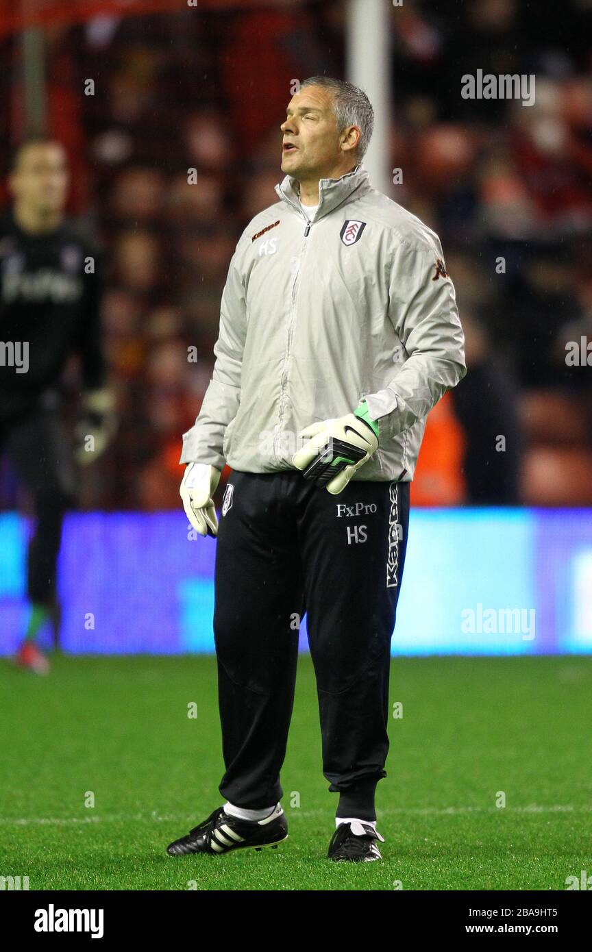 Goalkeeping hi-res stock photography and images - Alamy