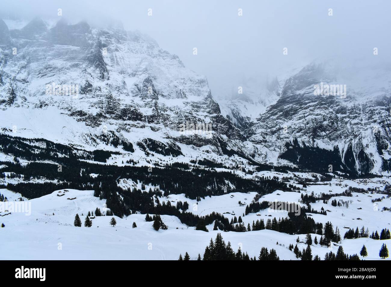 Cable car the eiger hi-res stock photography and images - Alamy