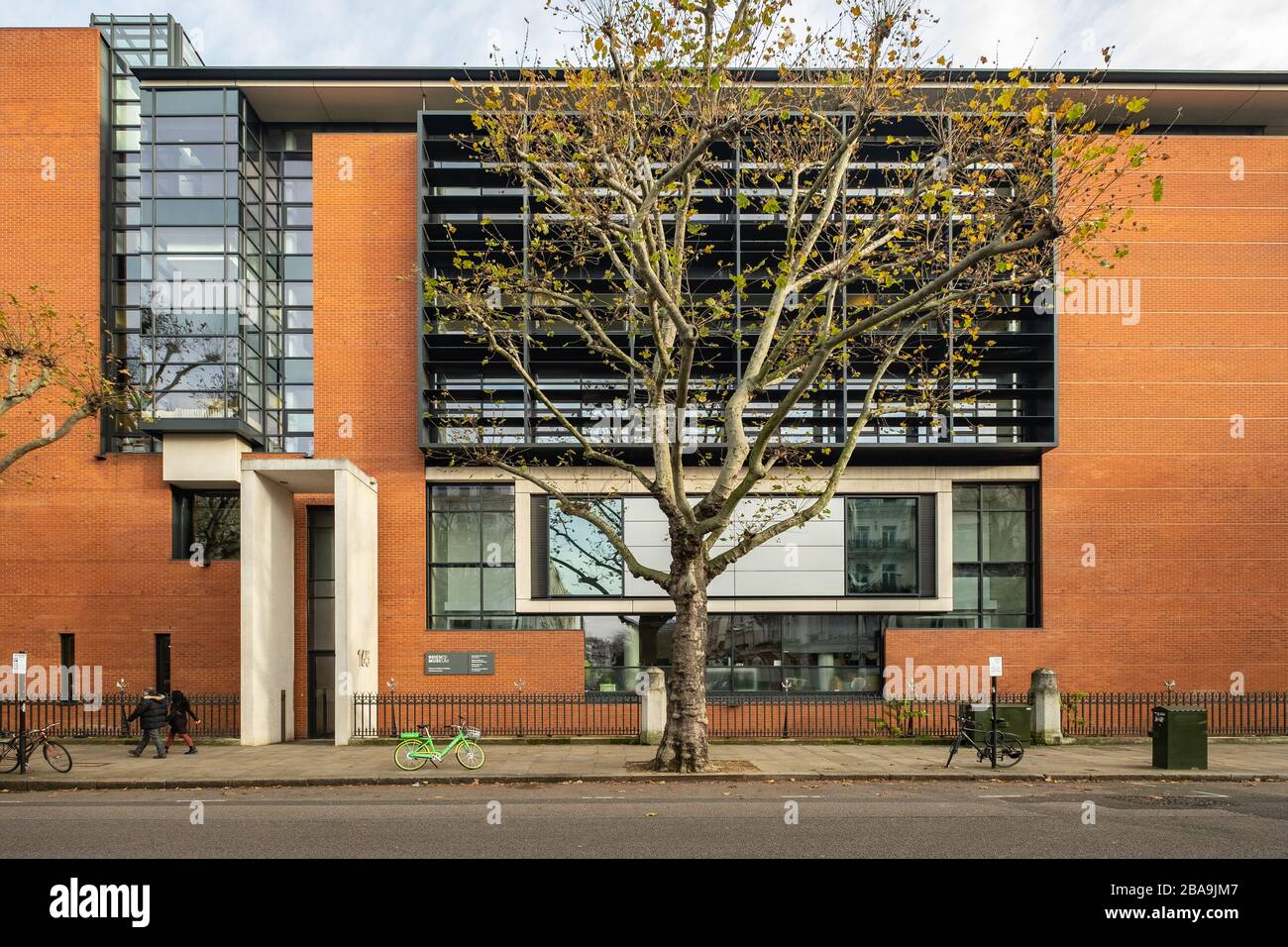 LONDON-Exterior of the Science Museum in Kensington, a landmark ...