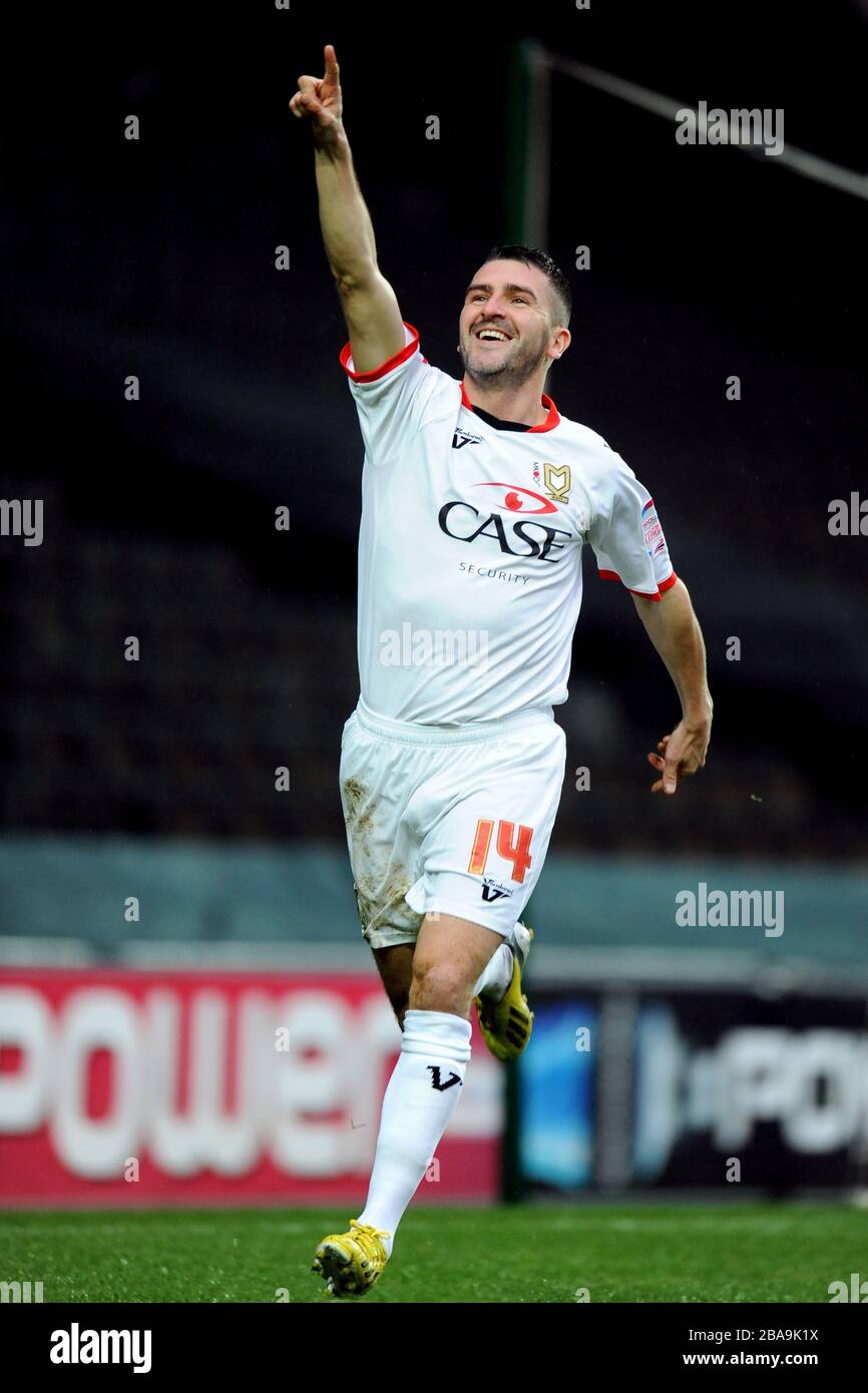 Ryan lowe hi-res stock photography and images - Alamy