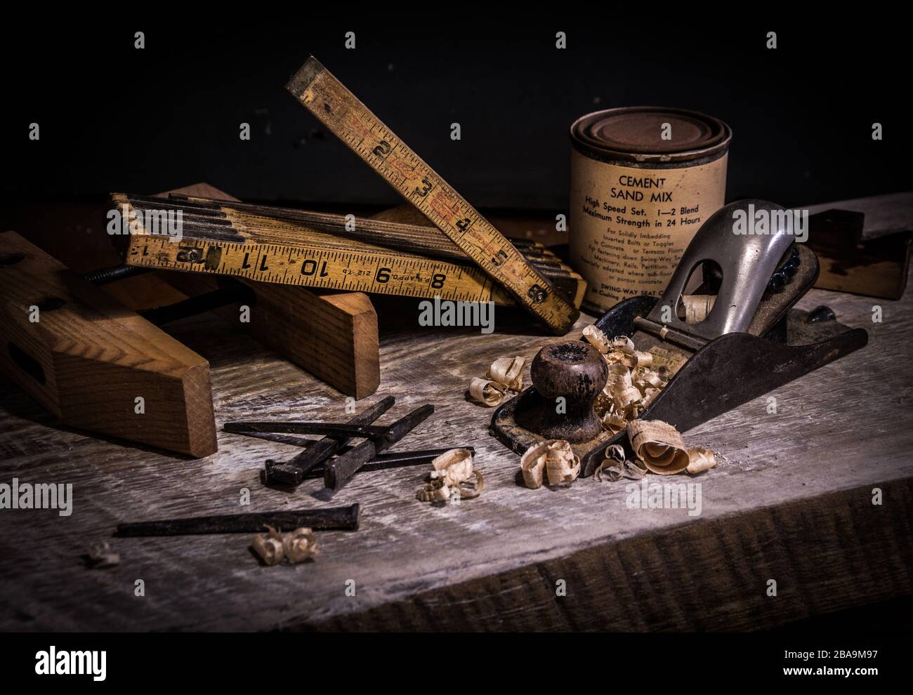 Vintage workbench hi-res stock photography and images - Alamy