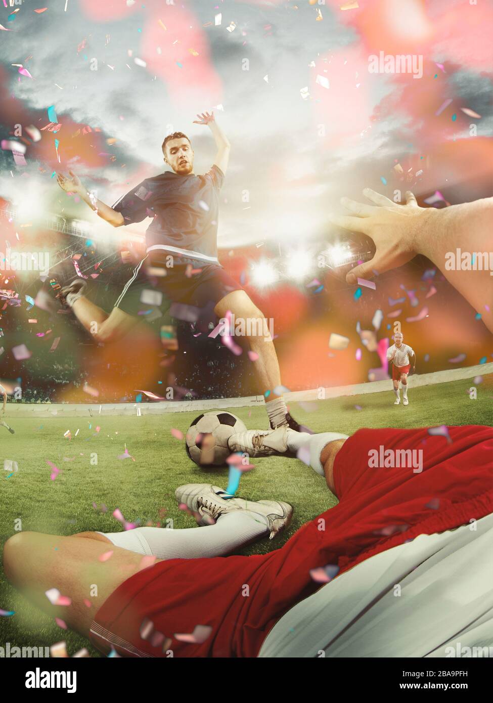 Flying cup competition hi-res stock photography and images - Alamy