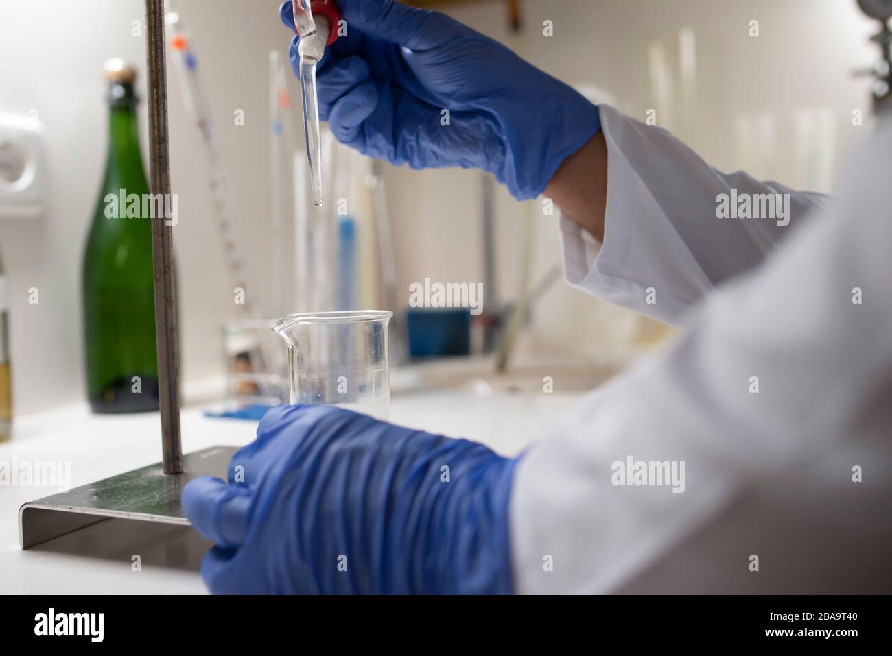 Measuring beaker hi-res stock photography and images - Alamy