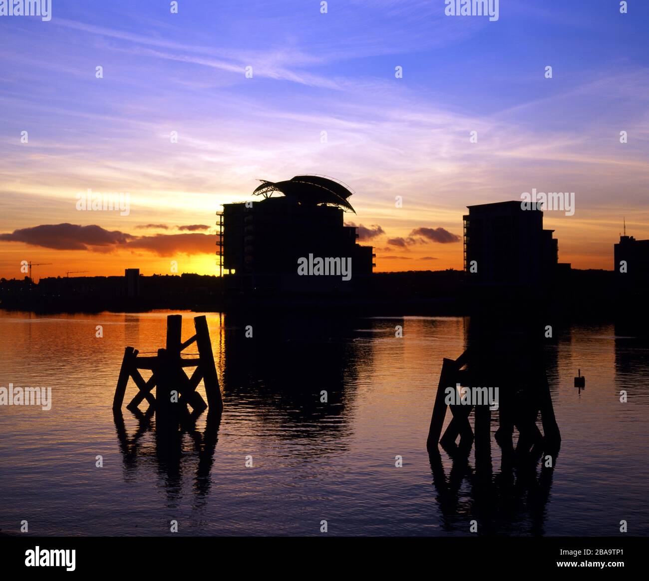 Sunny bay sunset hi-res stock photography and images - Alamy