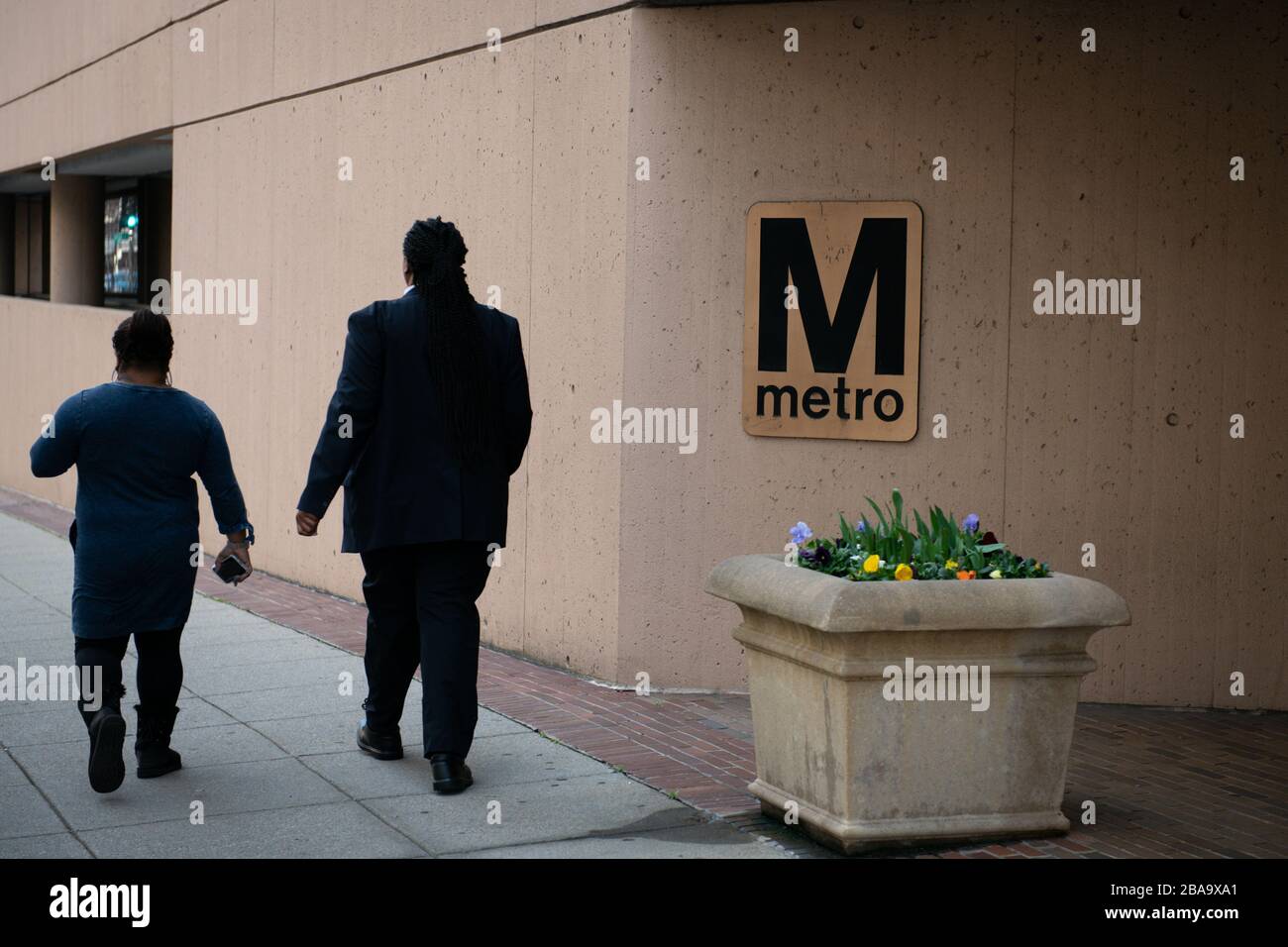 Wmata logo hi-res stock photography and images - Alamy