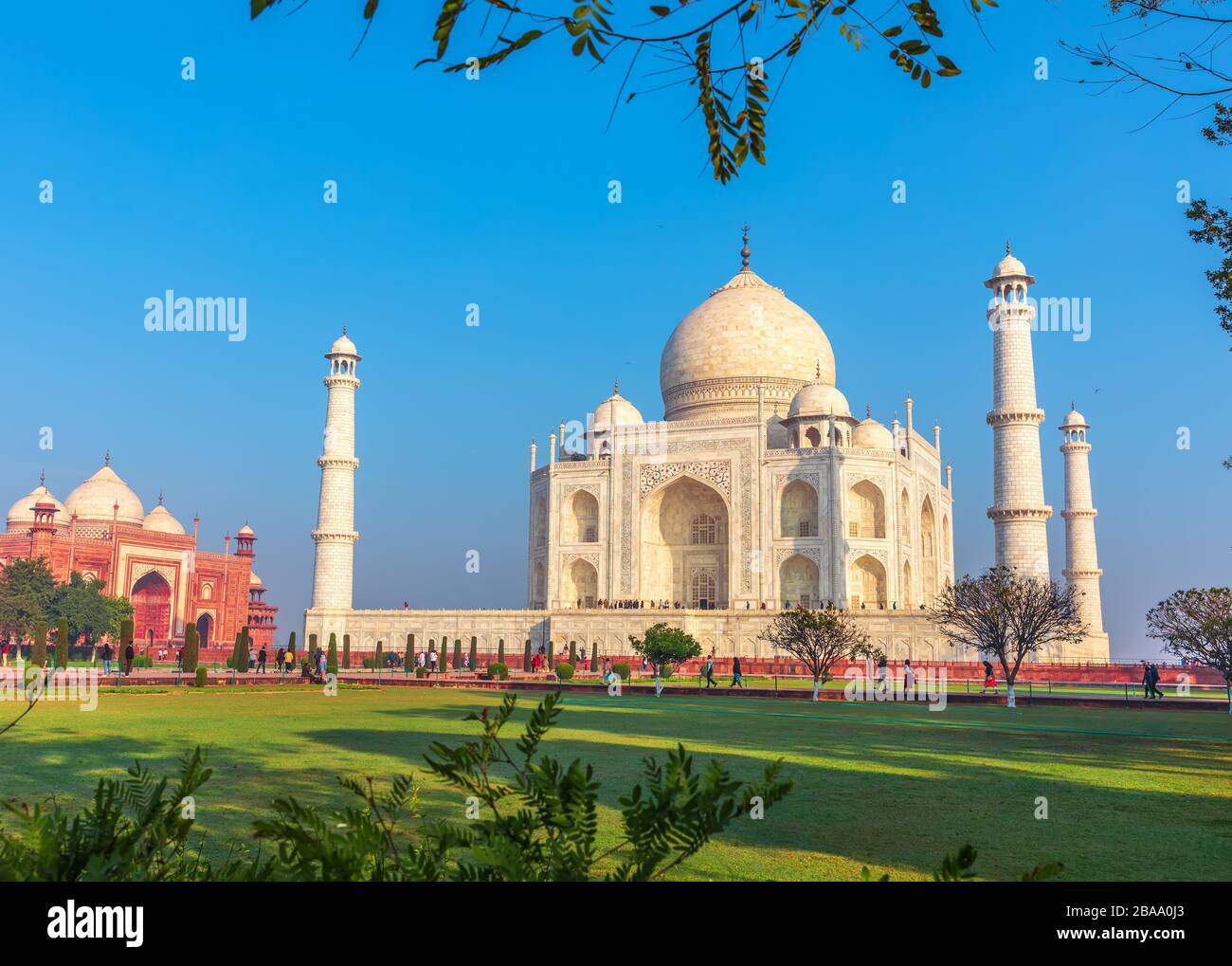 Taj Mahal and the blue sky, beautiful view, India Stock Photo - Alamy
