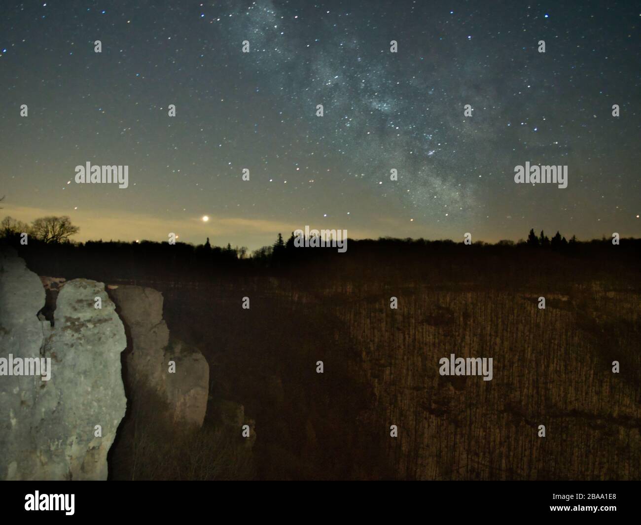 Forground rocks hi-res stock photography and images - Alamy