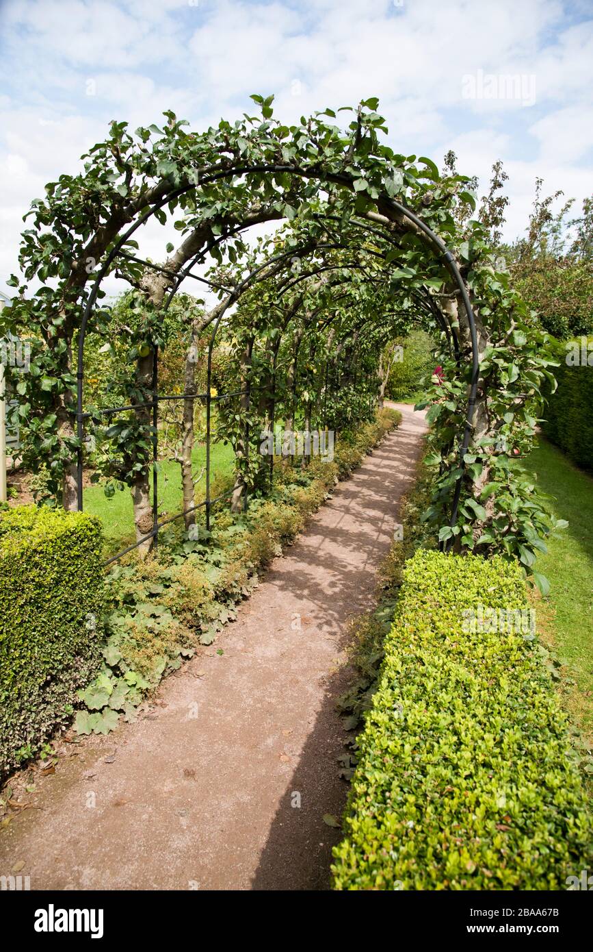 Barnsdale gardens hi-res stock photography and images - Alamy