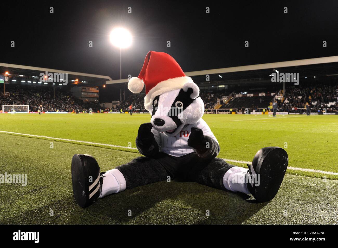 Fulham's mascot Billy Badger poses wearing a santa hat Stock Photo - Alamy