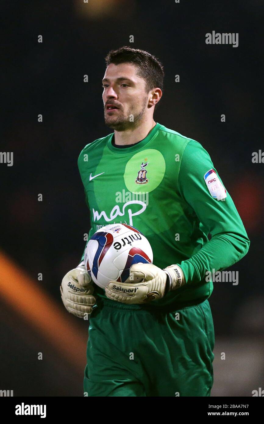 Bradford City goalkeeper Matt Duke Stock Photo - Alamy