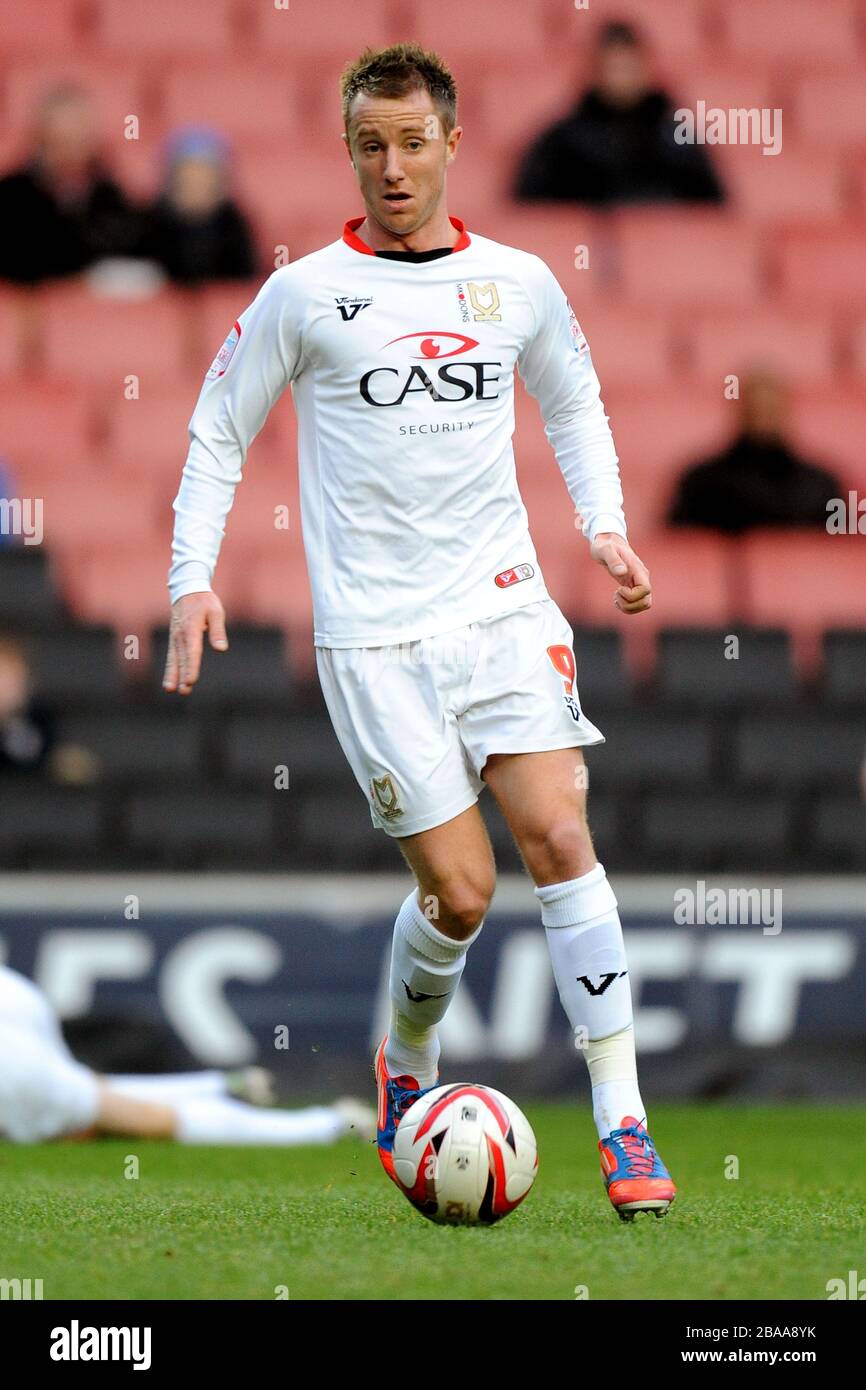 Dean Bowditch, MK Dons Stock Photo - Alamy