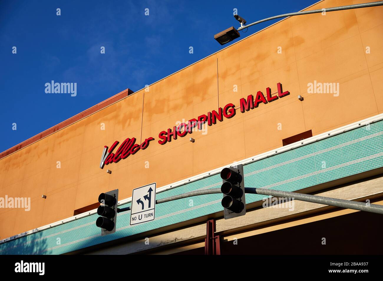 Vallco Shopping Mall (1976), shortly before it was demolished in 2019 ...