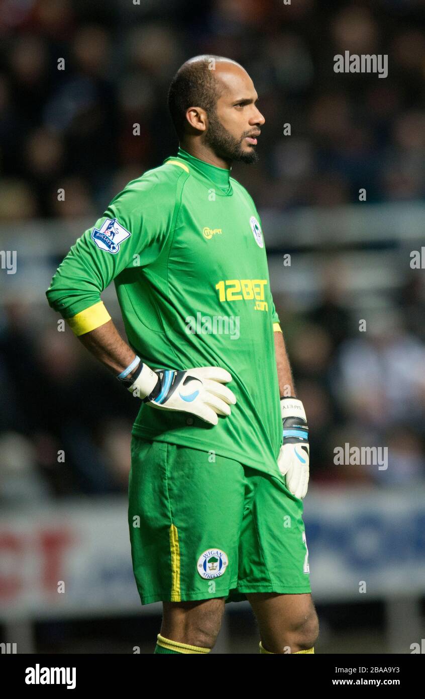 Ali Al Habsi, Wigan Athletic goalkeeper Stock Photo - Alamy
