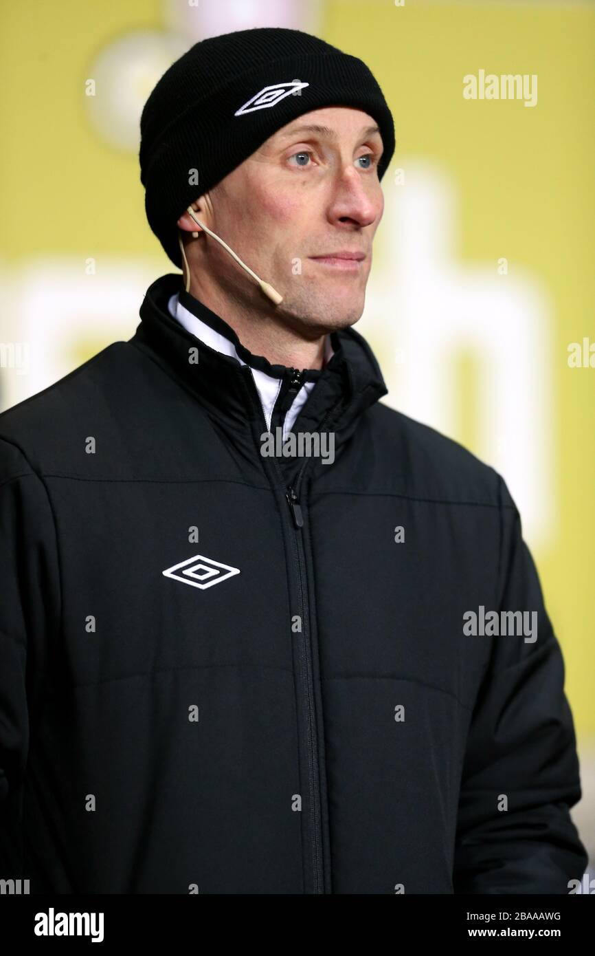 Fourth Official Wayne Barratt Stock Photo - Alamy