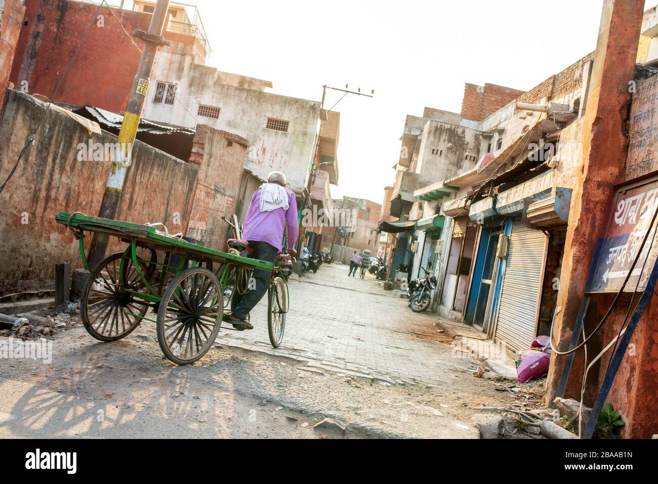 Streets in Agra, Uttar Pradesh, India Stock Photo - Alamy
