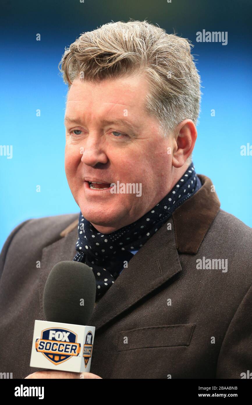 Sky Sports pundit Geoff Shreeves speaks to Fox Soccer before the game ...
