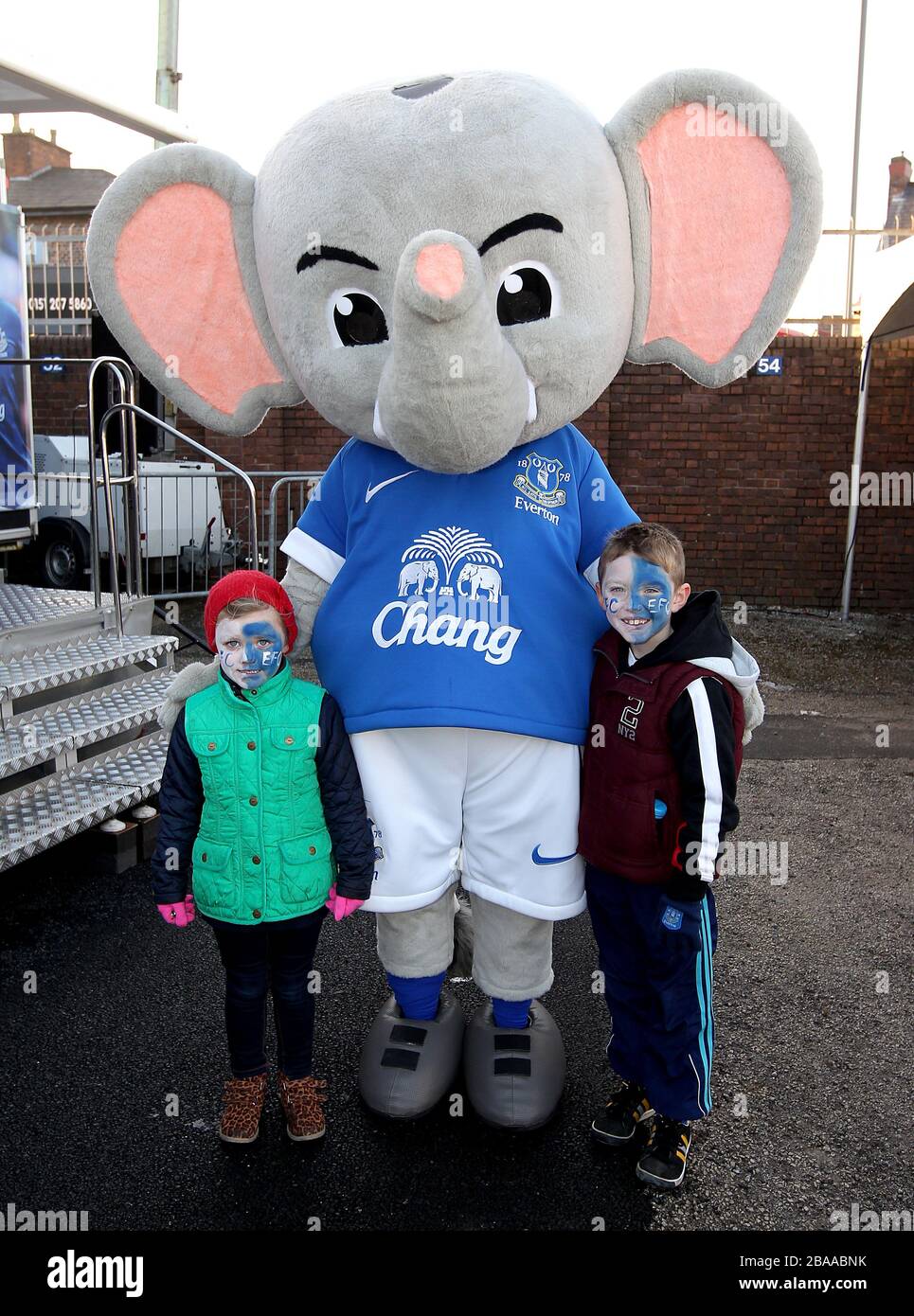 Young Everton fans with Everton mascot Changy the elephant outside ...