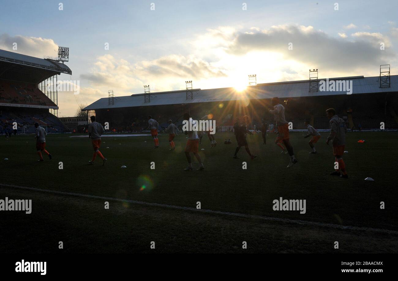 Blackpool players on to the pitch during training Stock Photo - Alamy