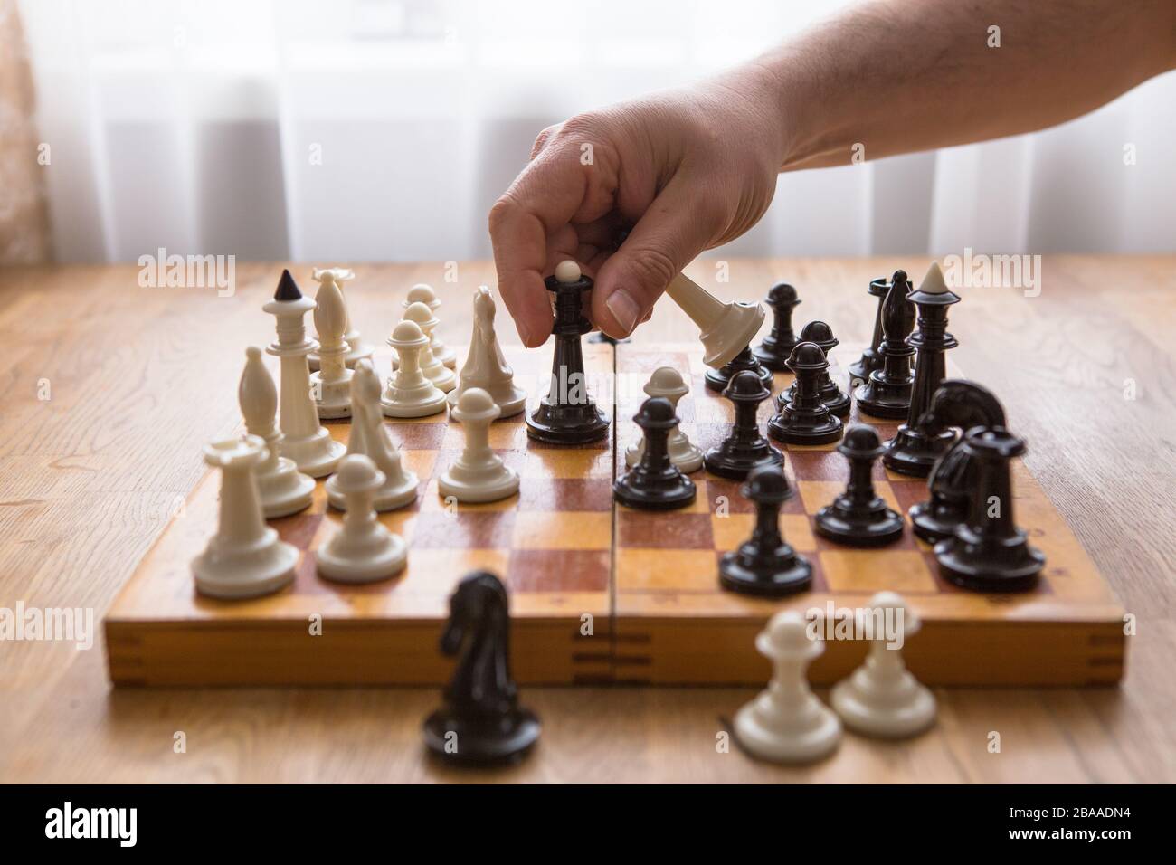 Boy playing chess with his dad hi-res stock photography and images - Alamy