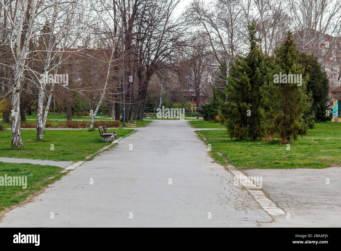 Empty promenade hi-res stock photography and images - Alamy