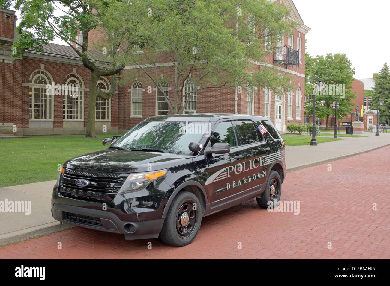 Us police car 911 hi-res stock photography and images - Alamy