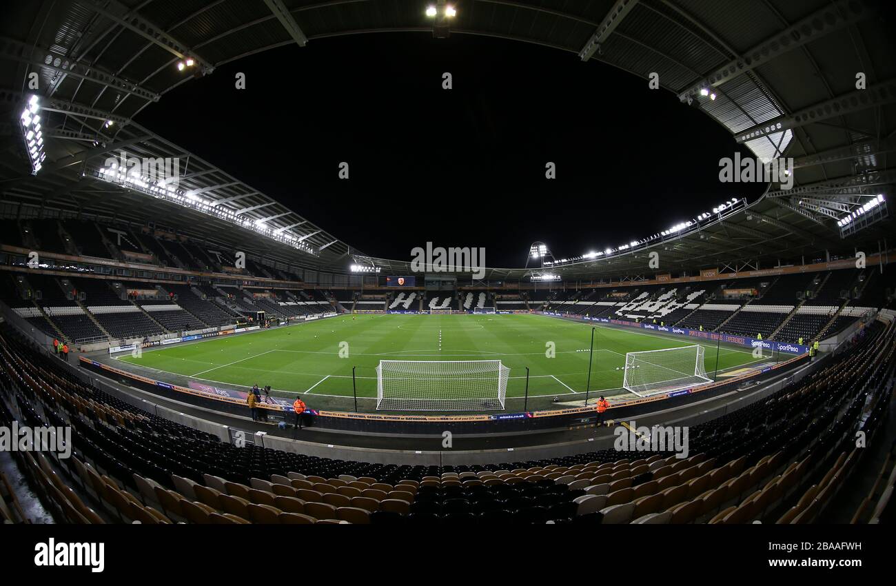 Inside a football stadium hi-res stock photography and images - Alamy
