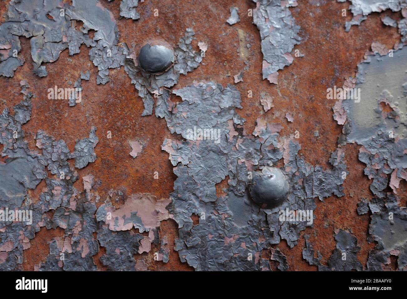 Flaky rust and bolts Stock Photo - Alamy
