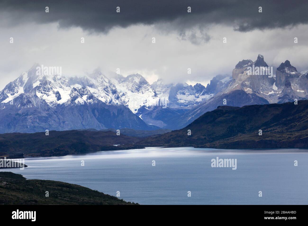 Lago Del Torro Torres De Paine High Resolution Stock Photography and ...