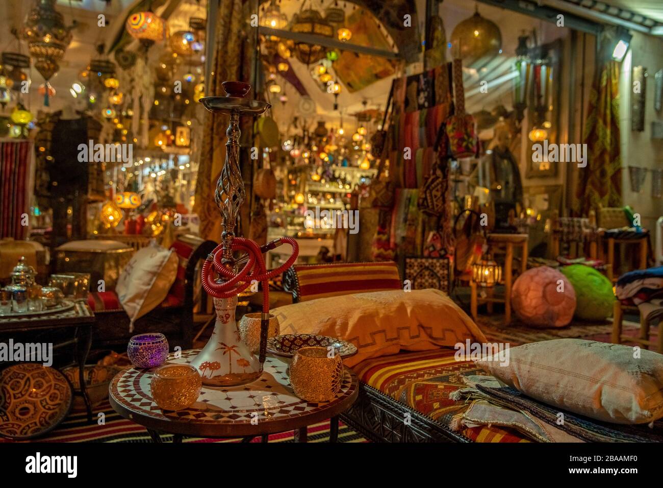 commerce with traditional Indian goods Stock Photo - Alamy