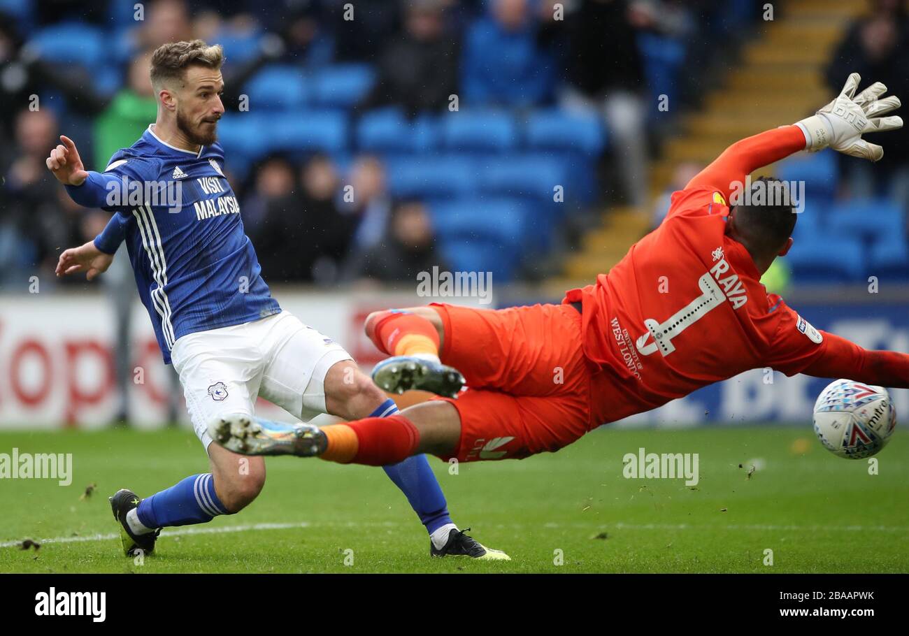 Cardiff City's Joe Bennett attempts a shot on goal Stock Photo - Alamy