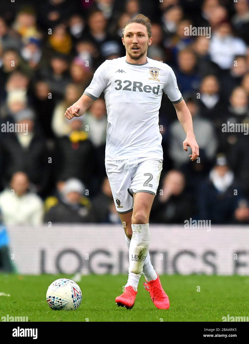 Leeds uniteds luke ayling hi-res stock photography and images - Alamy