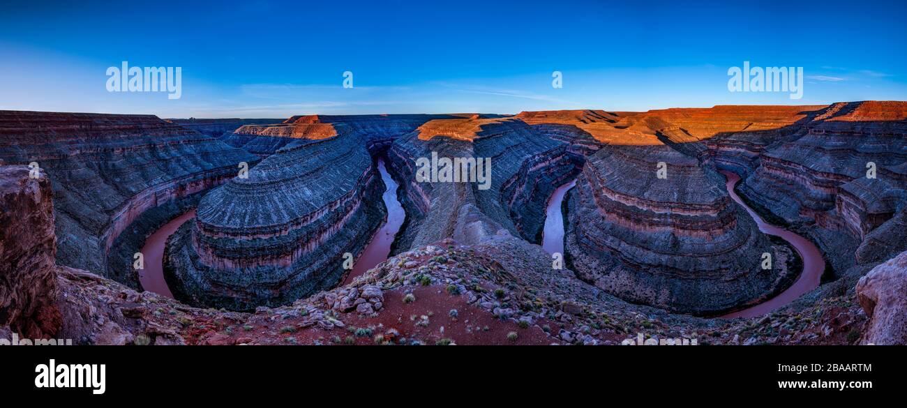 View of San Juan River Gooseneck, Utah, USA Stock Photo - Alamy