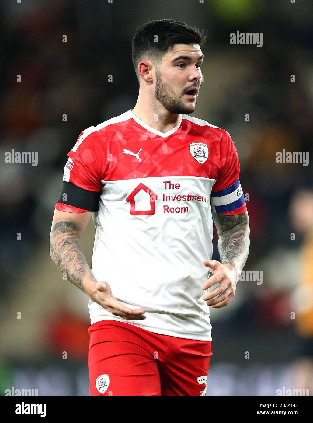 Barnsley's Alex Mowatt Stock Photo - Alamy