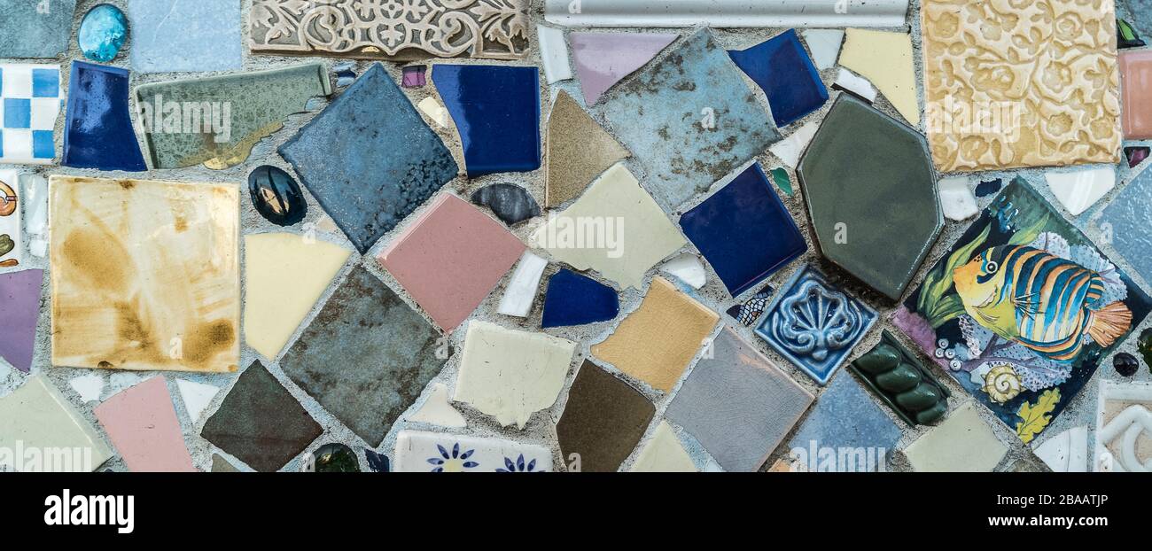 Square mosaic design pattern hi-res stock photography and images - Alamy