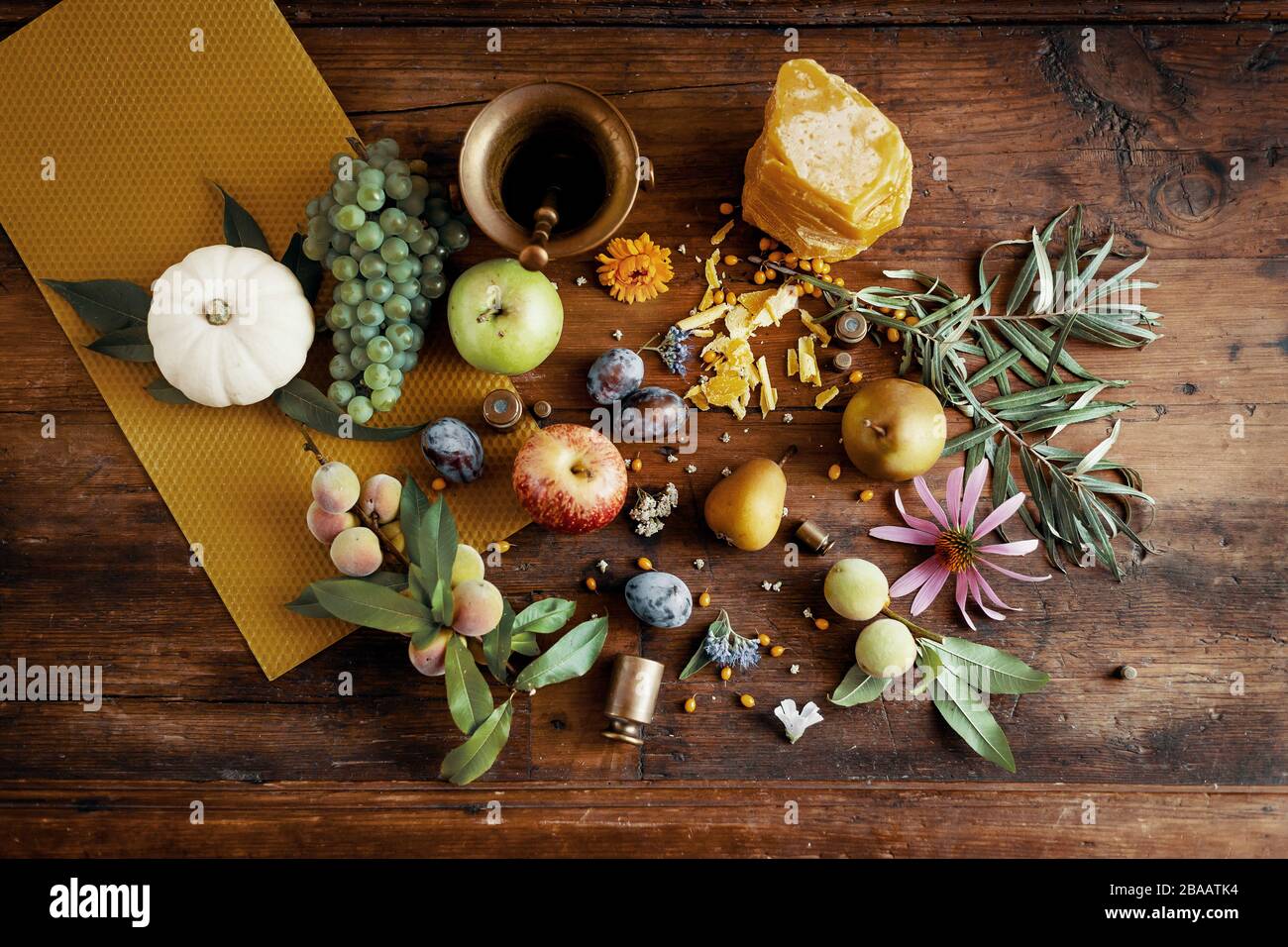 Herbs and fruits hi-res stock photography and images - Alamy