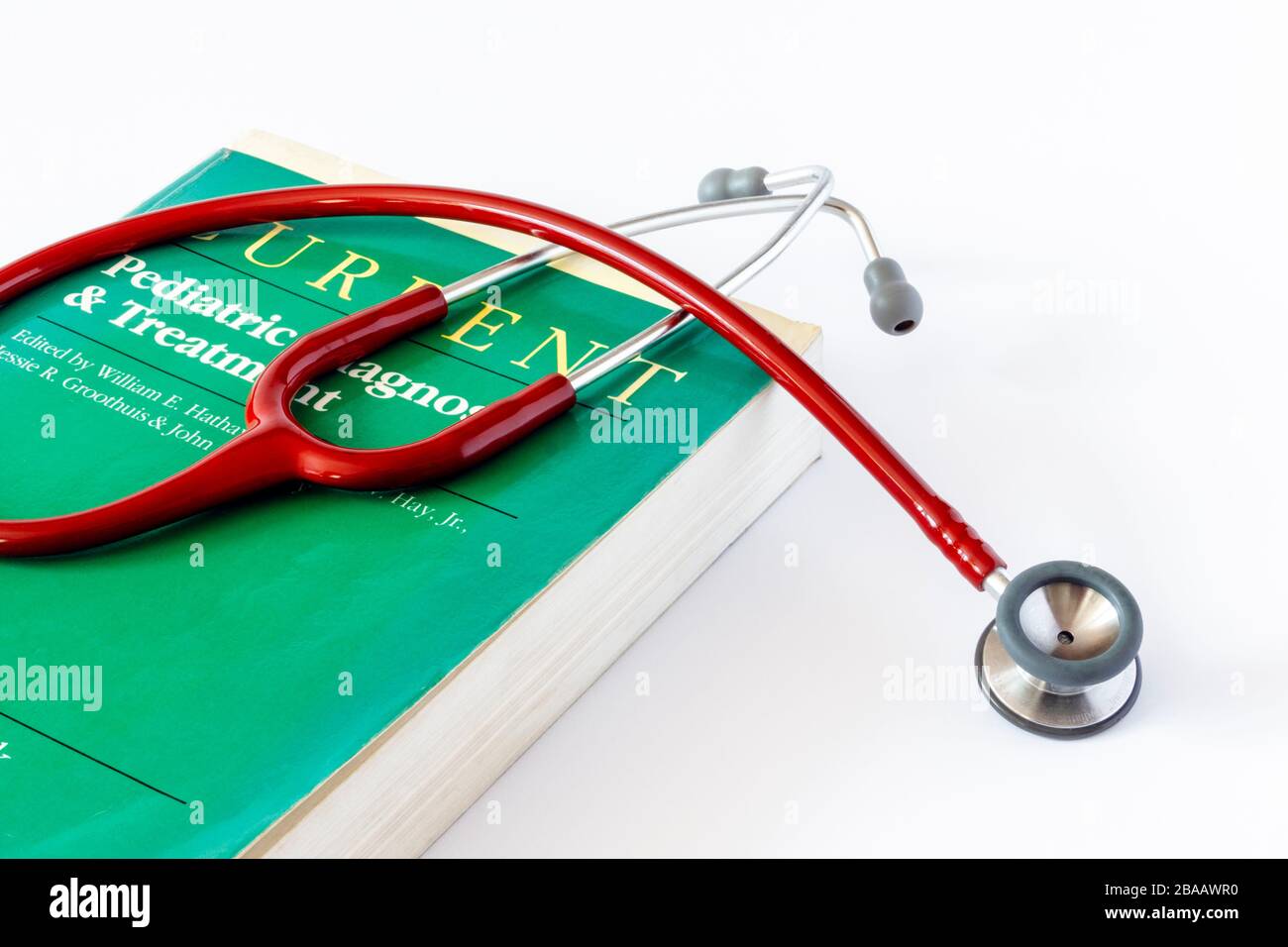 Medical textbook hi-res stock photography and images - Alamy