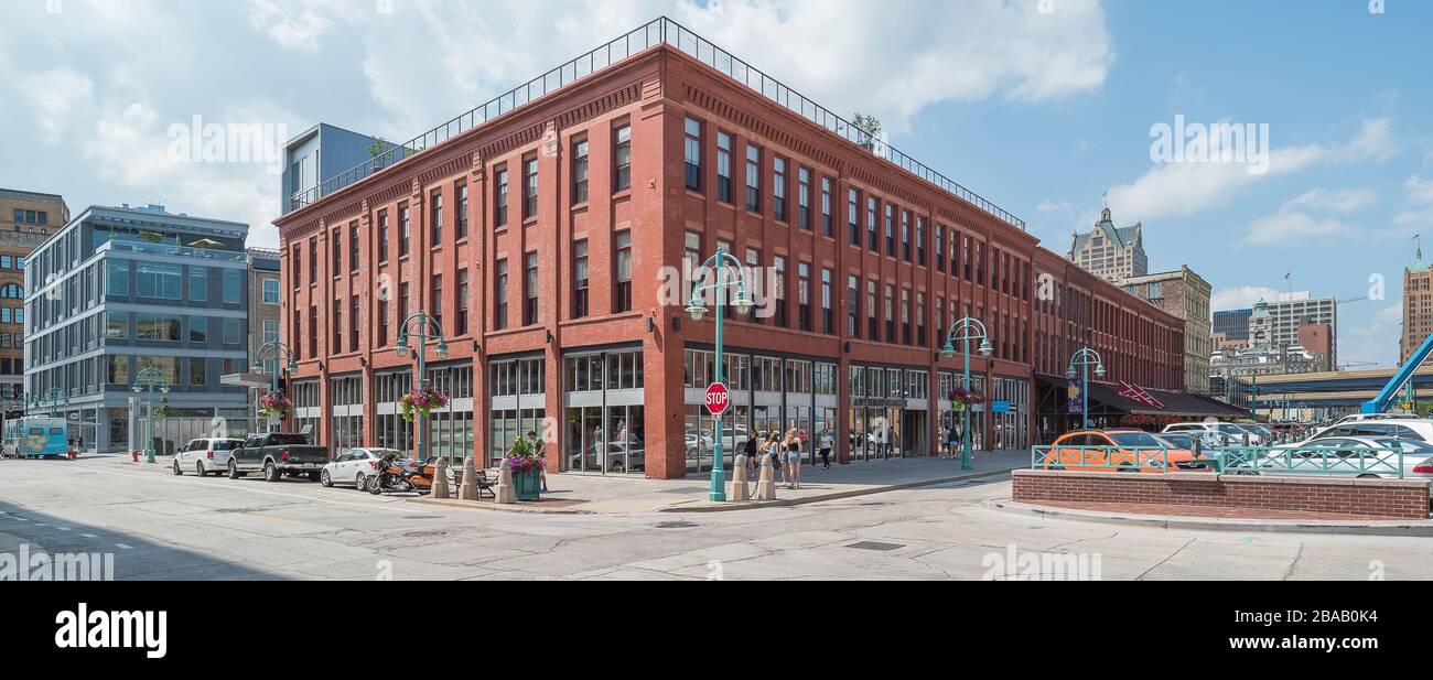 Shops and lofts in renovated Third Ward warehouse, Milwaukee, Wisconsin ...