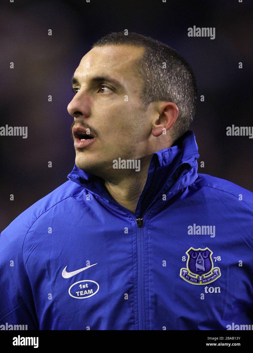 Leon osman of everton hi-res stock photography and images - Alamy