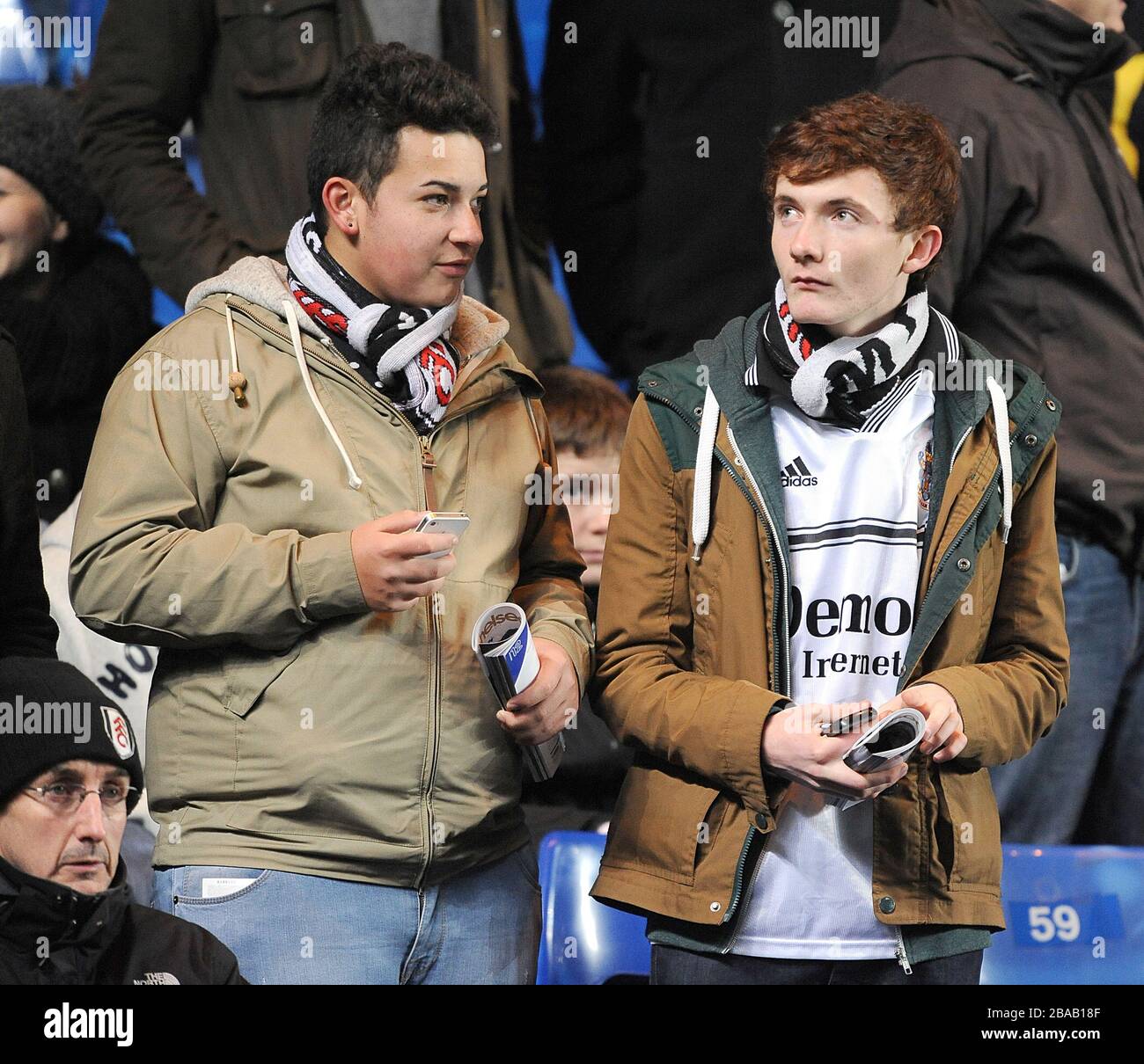 Fulham football fans hi-res stock photography and images - Alamy