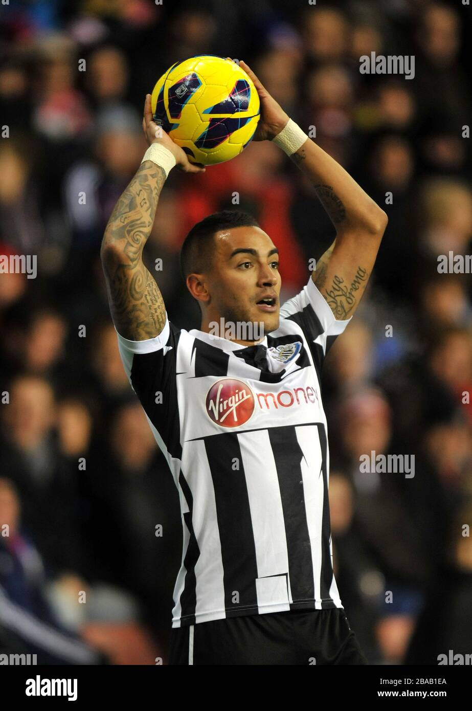 Newcastle United's Danny Simpson Stock Photo - Alamy