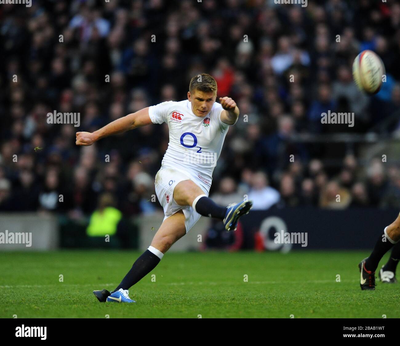 Kicks a penalty hi-res stock photography and images - Alamy