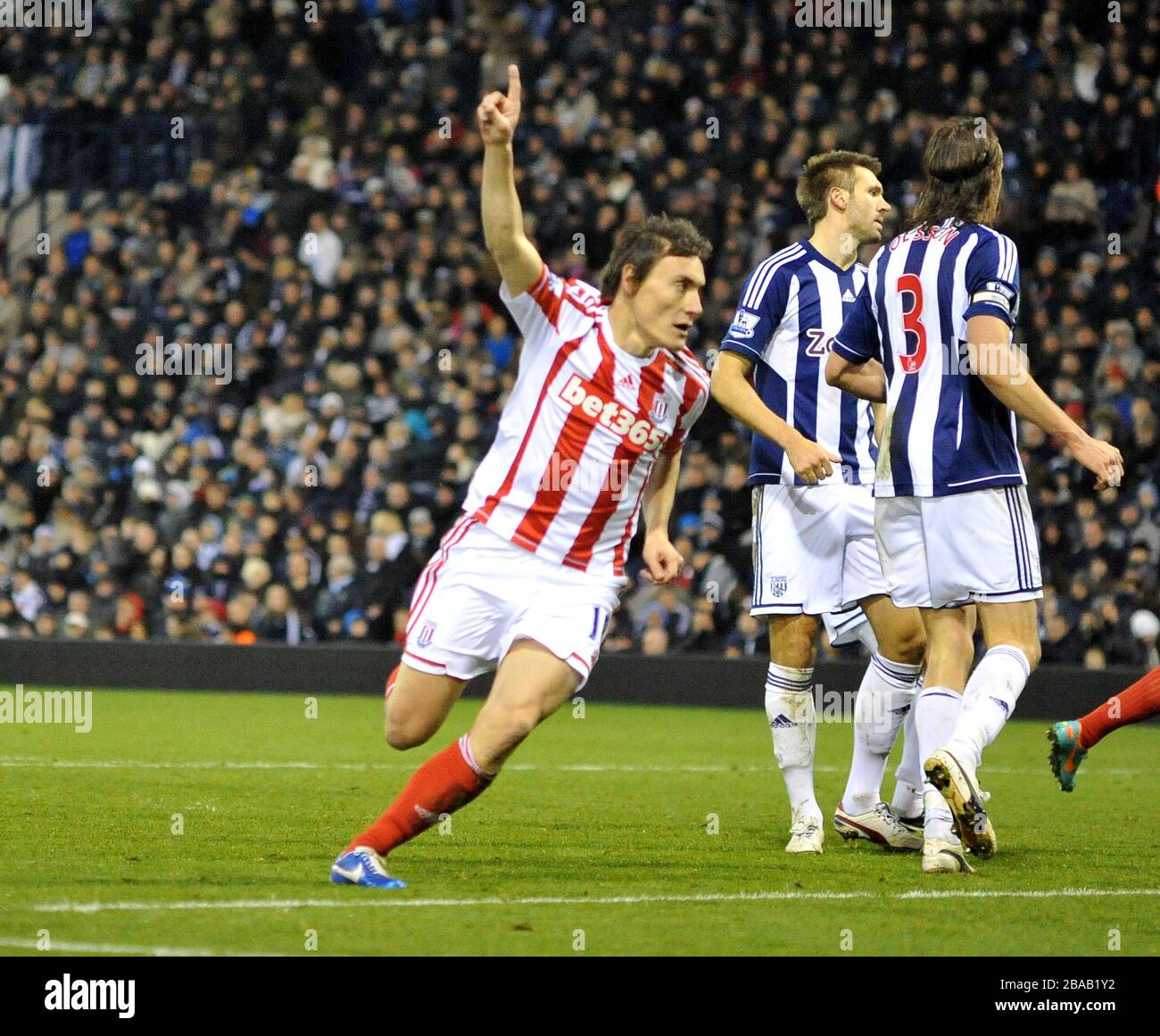 Stoke citys dean whitehead hi-res stock photography and images - Alamy